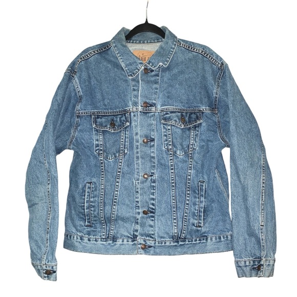 GAP | Jackets & Coats | Vintage Gap Blue Jeans Medium Wash Denim Jacket ...